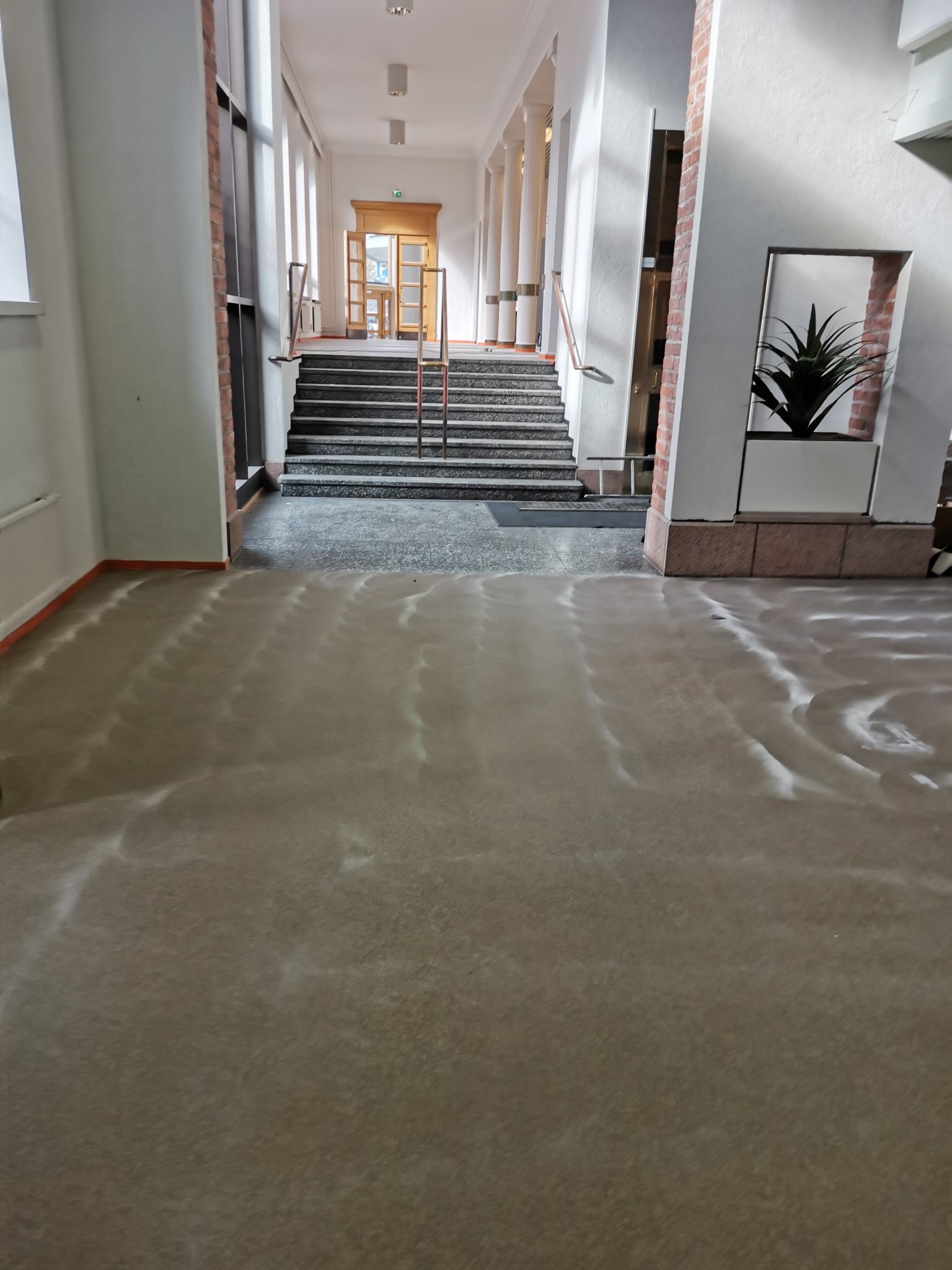 Vanhan muovimaton kunnostus - Tehopro siivouspalvelut yrityksille